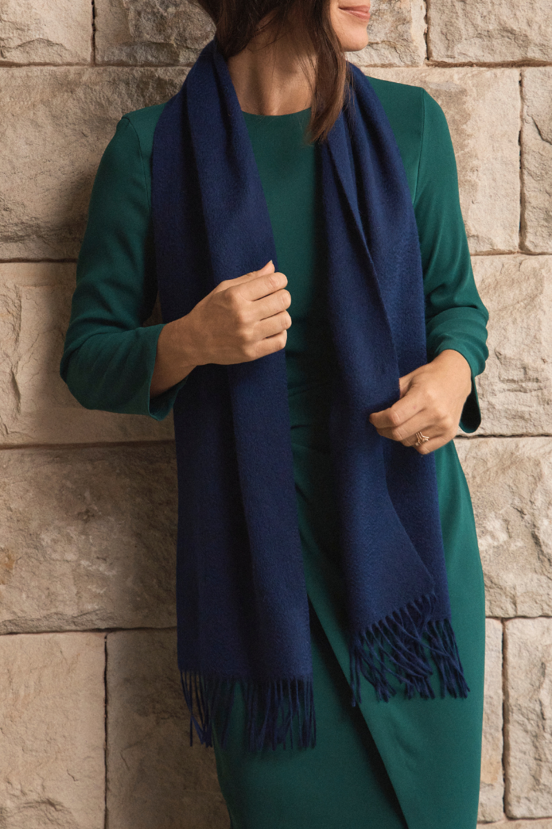 Cashmere Lara Scarf in Navy | Refined & Versatile – Cara Cashmere